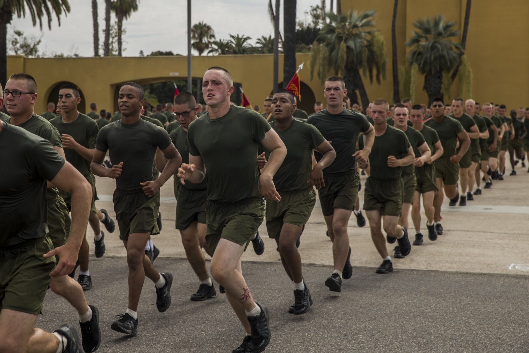 Frontwave Credit Union reaps millions in fees when young Marines run out of money | KPBS Public ...