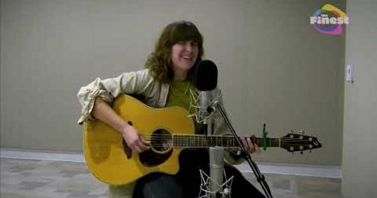 Julianna Zachariou performs "Dreamer, Dreamer" live at KPBS' studio ...