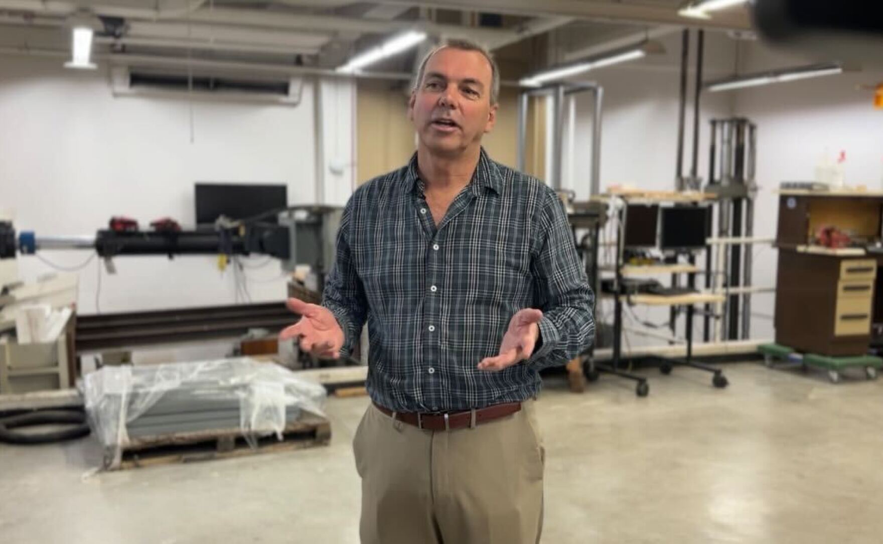 Engineer says modern building design would have saved lives in Turkey’s earthquake | KPBS Public ...