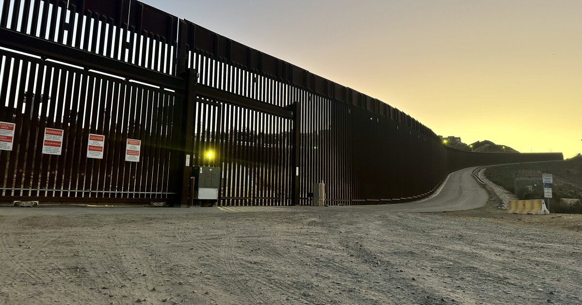 Local advocates challenge misconceptions of immigration news coverage ...