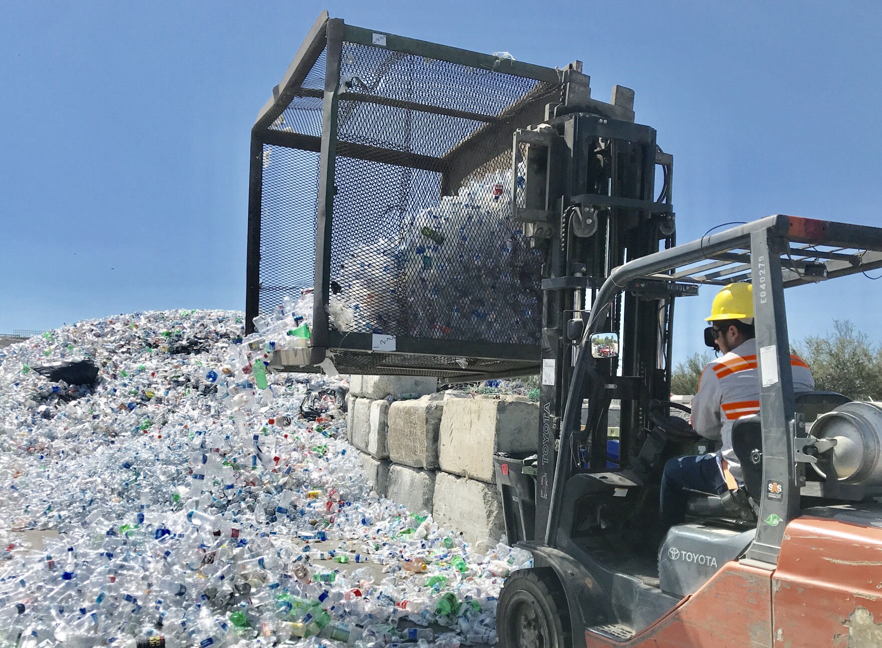 Diminishing returns: California’s unclaimed bottle deposits hit $820M as recycling centers close ...