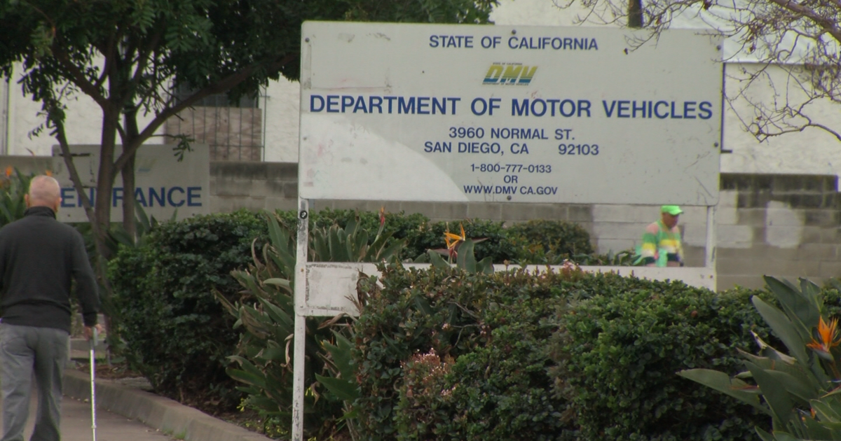 Gov. Newsom vetoes motor-voter bill that would have implemented ...