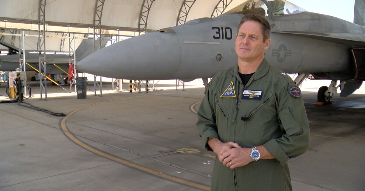 what is a top gun pilot